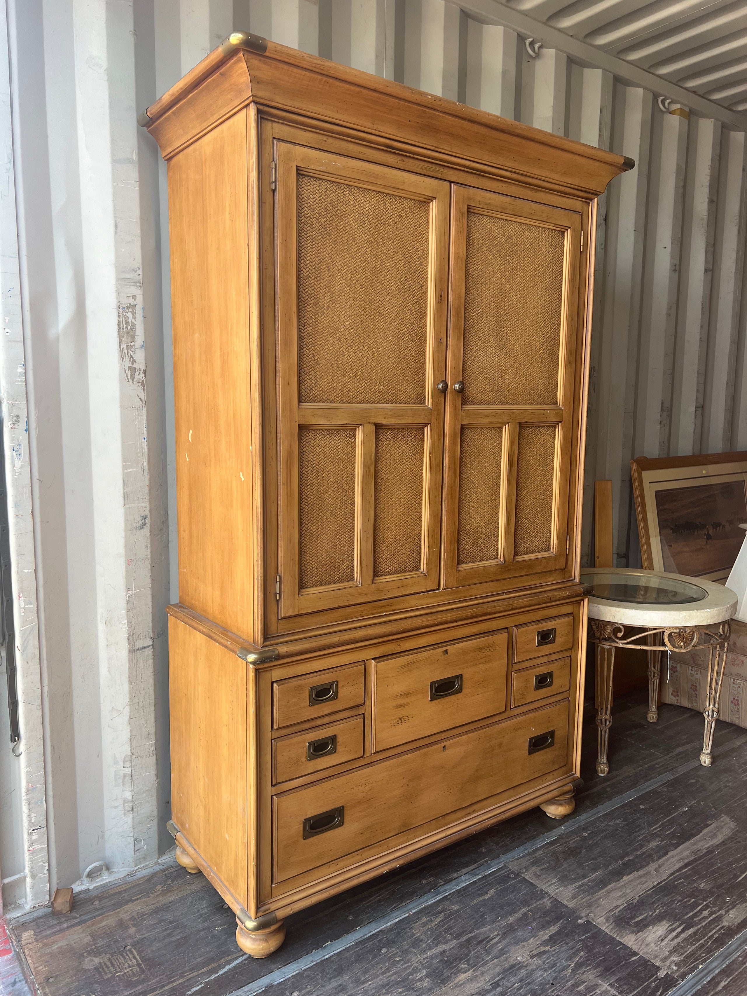 Nautica furniture store